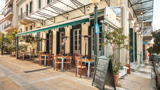 Café Bohème Μπαρμπαγιάννης: Το στέκι που μοιράζει γεύσεις και ...