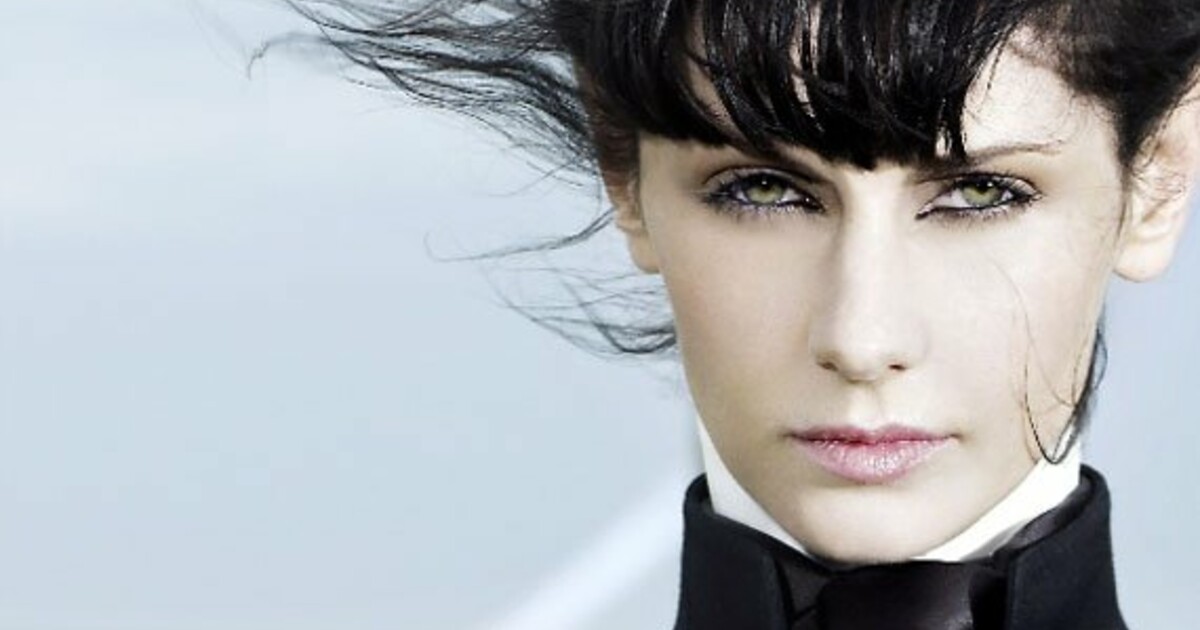 Η Emma Shapplin στην Αθήνα | LiFO