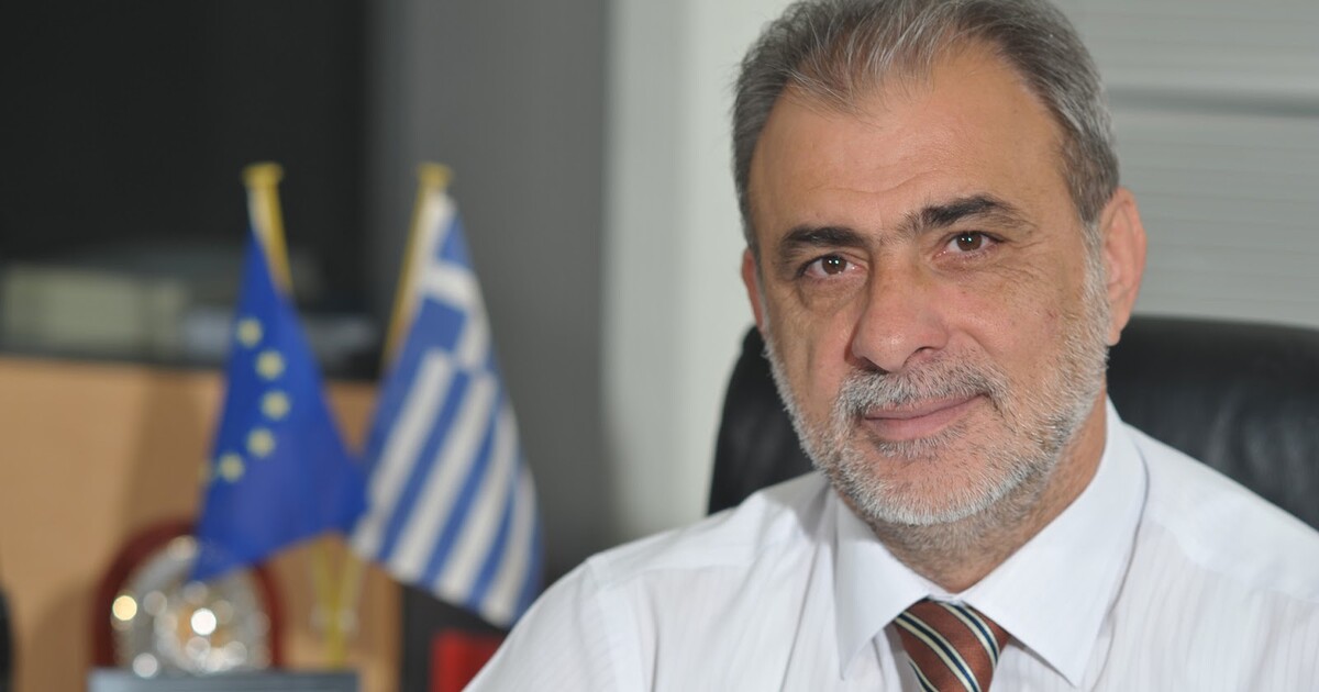 Συνελήφθη ο δήμαρχος Ηλιούπολης | LiFO