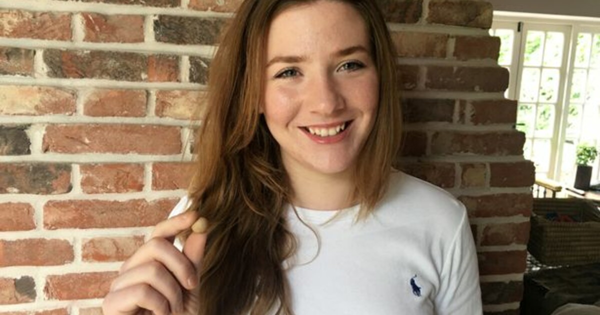 Aυτό είναι το μικρότερο αυγό κότας του κόσμου | LiFO