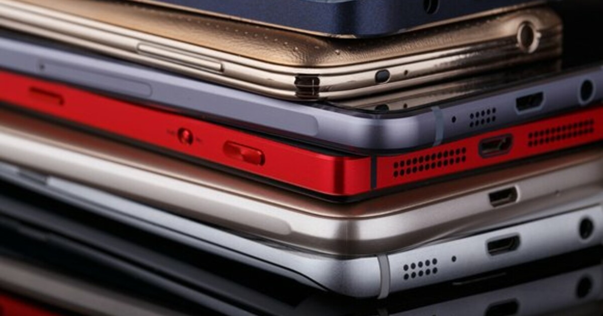 Ποια εταιρία πούλησε τα περισσότερα smartphones το τελευταίο τρίμηνο ...