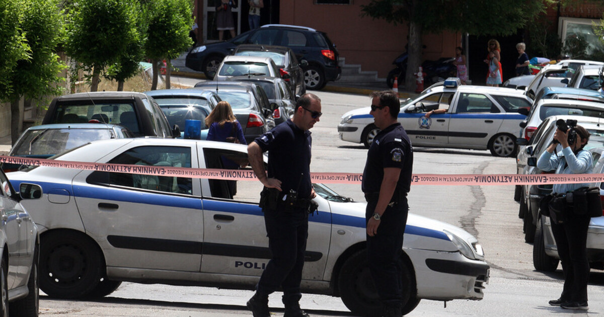 Νέο κρησφύγετο των ληστών του Διστόμου βρέθηκε στην Ανάβυσσο | LiFO