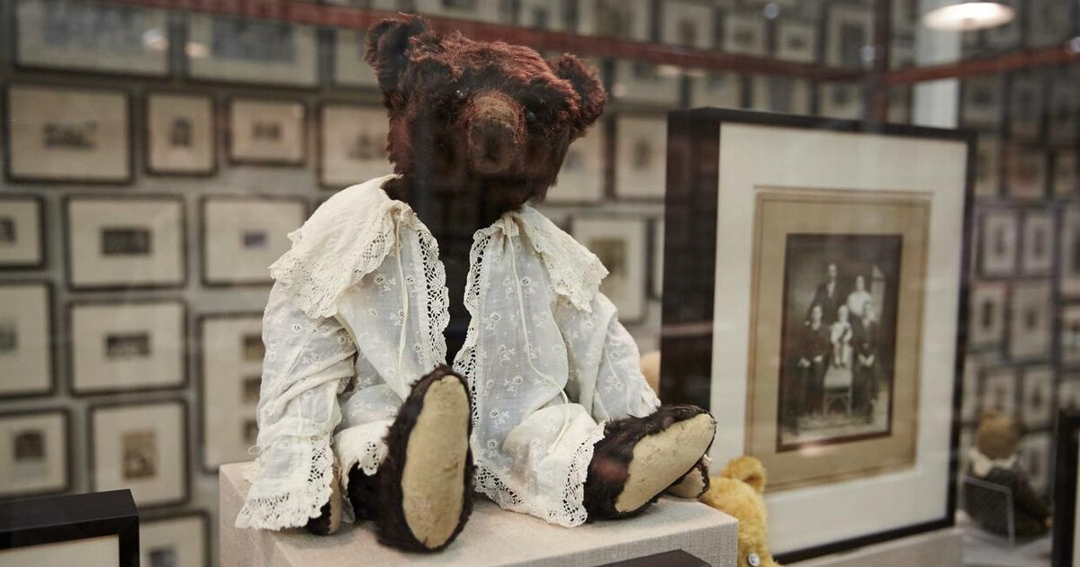 The Keeper: Μια έκθεση - αφιέρωμα στους συντηρητές αναμνήσεων | LiFO