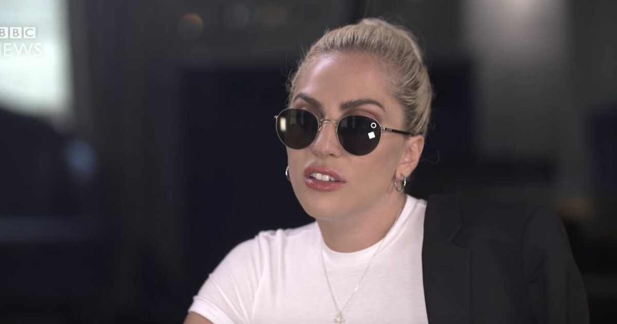 H Lady Gaga είχε την πιο απαξιωτική αντίδραση για τον Τραμπ σε συνέντευξή της στο BBC | LiFO