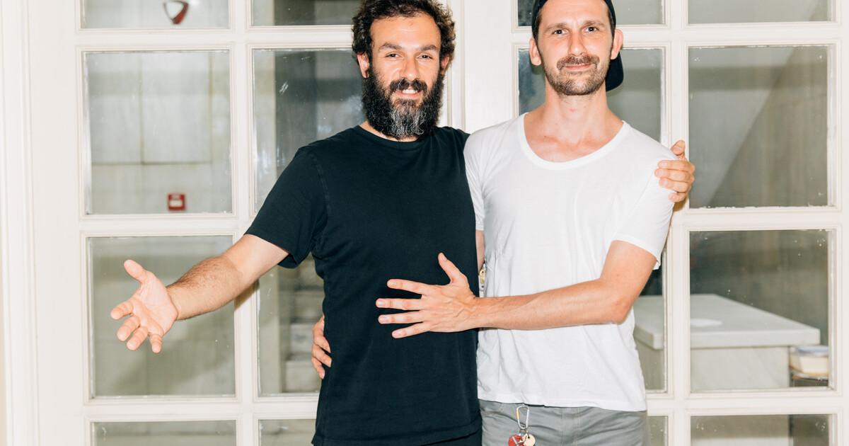 Ο Larry Gus και ο Jay Glass Dubs φτιάχνουν ζωντανά μουσική για τις ...