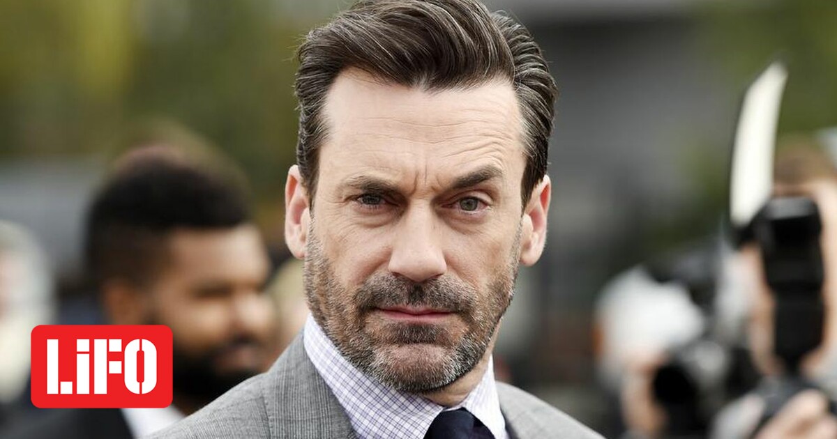 Μετά τις viral φωτογραφίες στο δρόμο, ο Τζον Χαμ απαντά στις φήμες ότι δεν φοράει εσώρουχο | LiFO