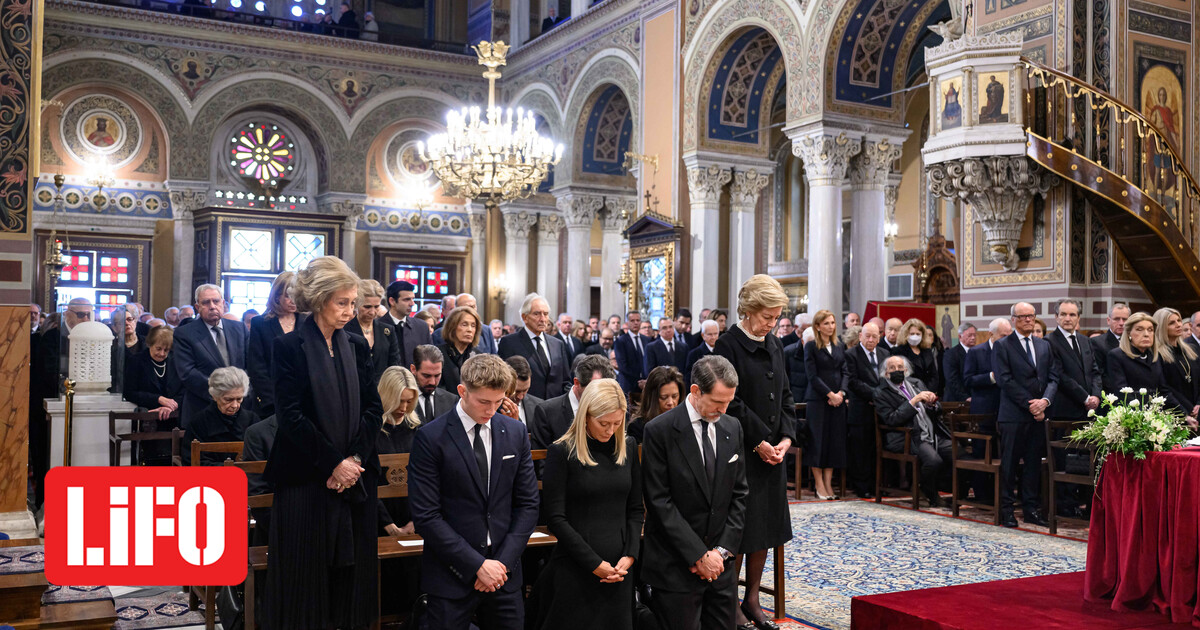 Μνημόσυνο τέως βασιλιά Κωνσταντίνου: Γονάτισαν τα παιδιά του- Εικόνες ...