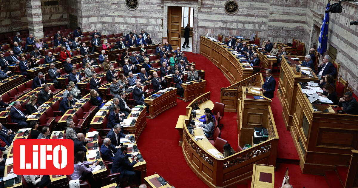 Νέο φορολογικό νομοσχέδιο: Live η συζήτηση στη Βουλή | LiFO