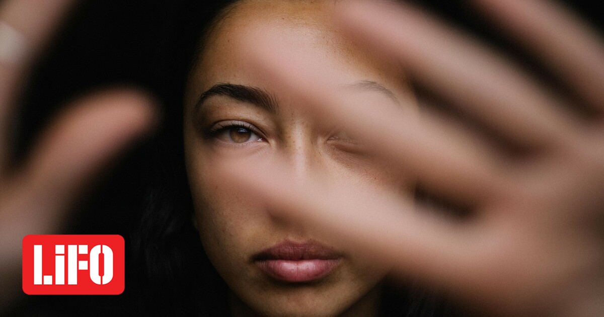 Γυναικτονίες στη Γαλλία: Μείωση 20% - Η μέθοδος με το ειδικό ηλεκτρονικό βραχιόλι | LiFO