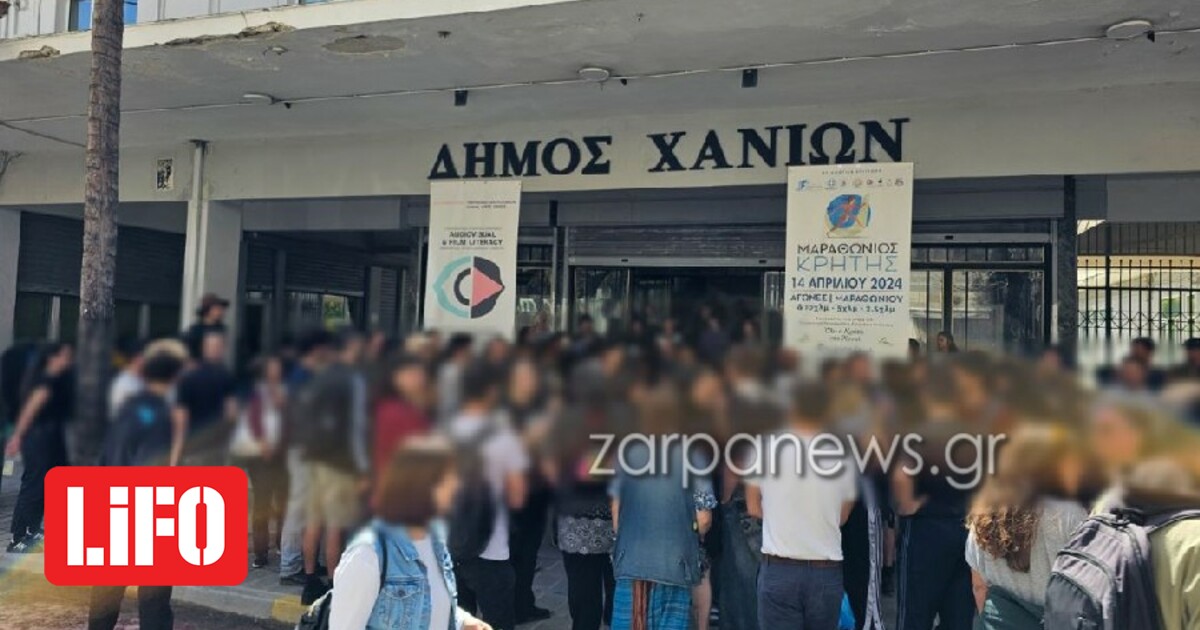 Συμβολική κατάληψη στο δημαρχείο Χανίων για την εκκένωση της κατάληψης Rosa Nera | LiFO