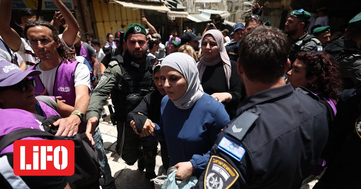 «Όπως στο Βερολίνο του 1939»: Ακροδεξιοί Ισραηλινοί προπηλακίζουν Παλαιστίνιους στην Ιερουσαλήμ ...