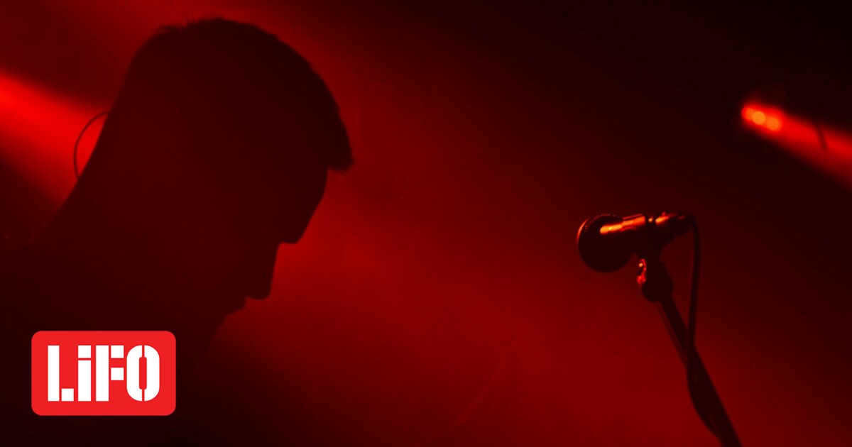 Τι απαντά το περιβάλλον του γνωστού τραγουδιστή μετά τις καταγγελίες ...