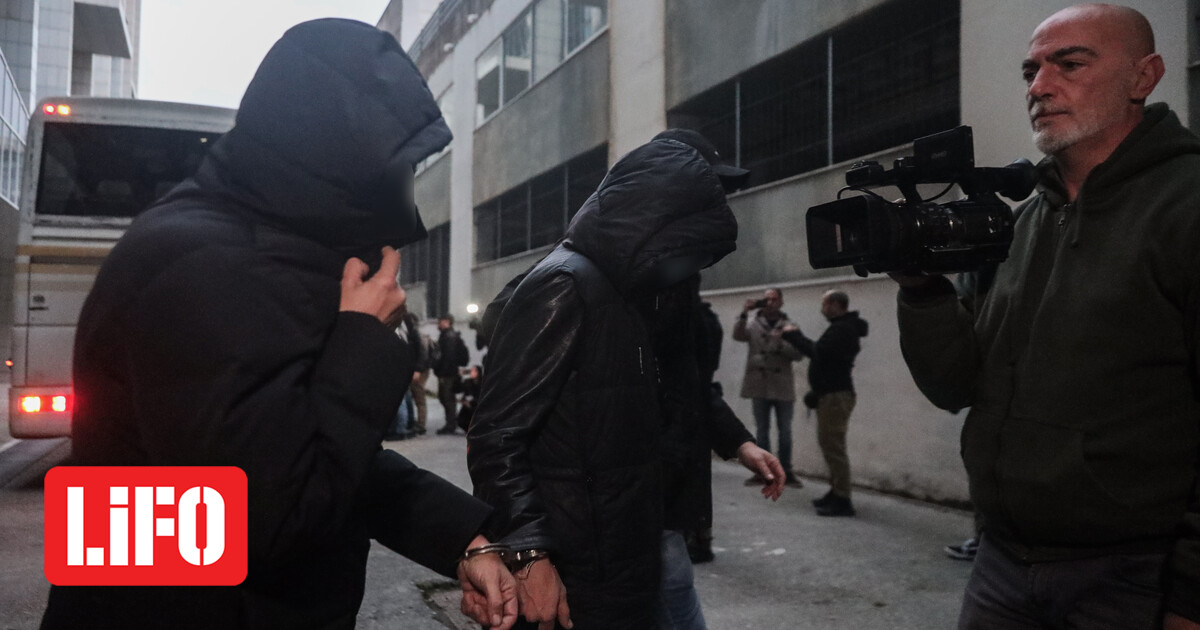ΟΠΕΚΕΠΕ: Ελεύθεροι δύο κατηγορούμενοι - Απολογούνται οι πρώτοι επτά ...