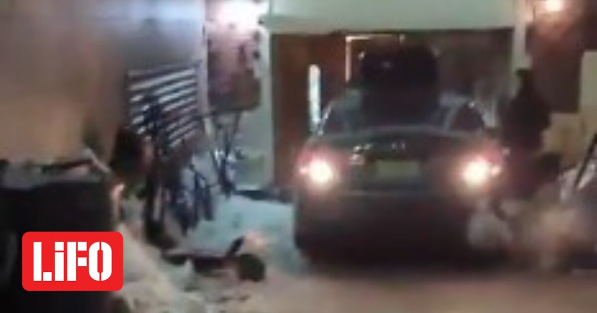 Συναγερμός στη Νέα Υόρκη: Αυτοκίνητο έπεσε στην είσοδο συναγωγής | LiFO