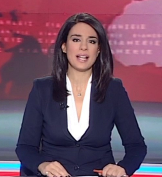 ΑΛΕΞΑΝΔΡΑ ΔΟΥΒΑΡΑ | LiFO