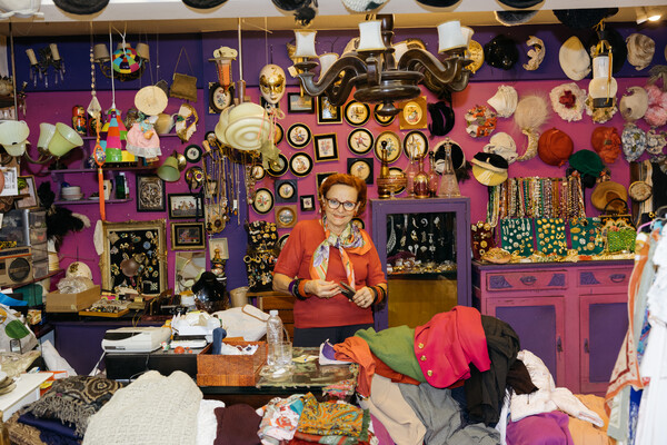 Troc: Μέσα στο πρώτο βιντατζάδικο της Αθήνας | LiFO