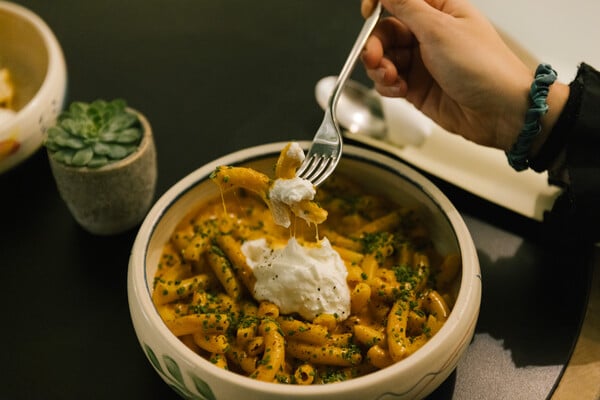 Alex the Fresh Pasta Bar: Η σεφ που αγαπούν οι μακαρονάδες άλλαξε ...