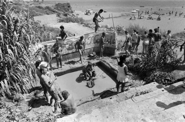 Διακοπές με την Club 18-30 τον Αύγουστο του 1986 στην Κέρκυρα | LiFO