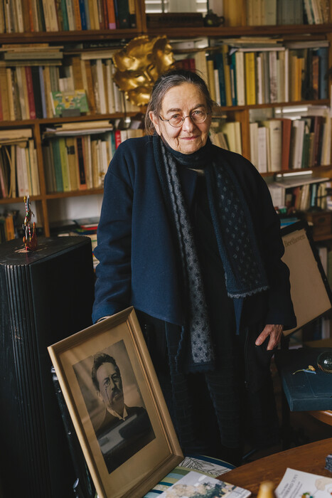 Έλση Σαράτση της «Λέσχης του Δίσκου»: Η γυναίκα που άλλαξε τον τρόπο ...