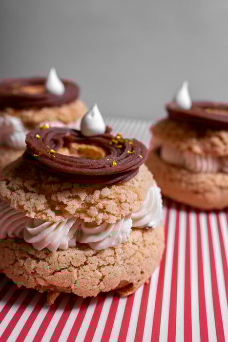 Όλα τα νέα χριστουγεννιάτικα γλυκά σε μία λίστα | LiFO