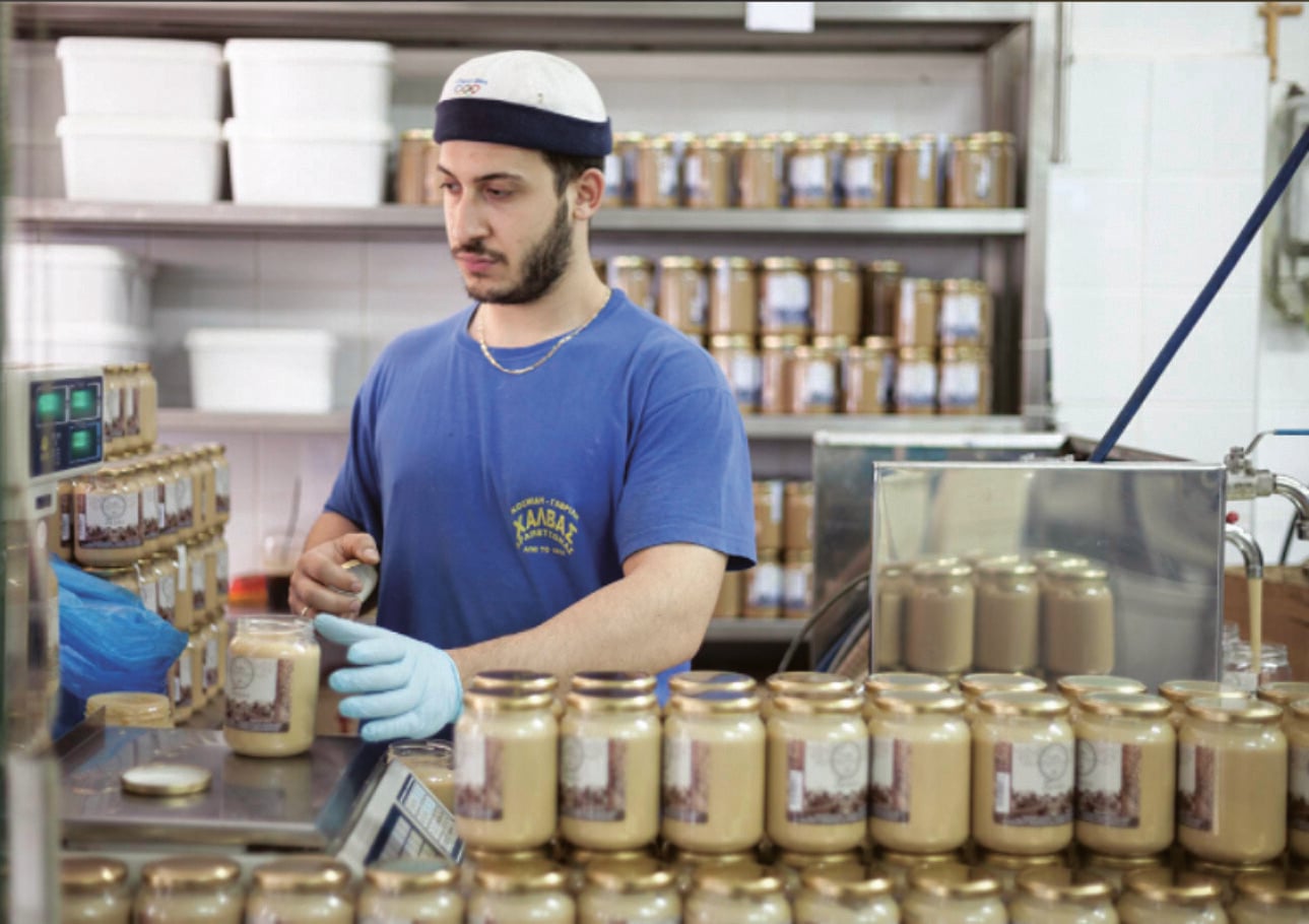 Δέκα μαγαζιά στον Πειραιά που έγραψαν ιστορία | LiFO