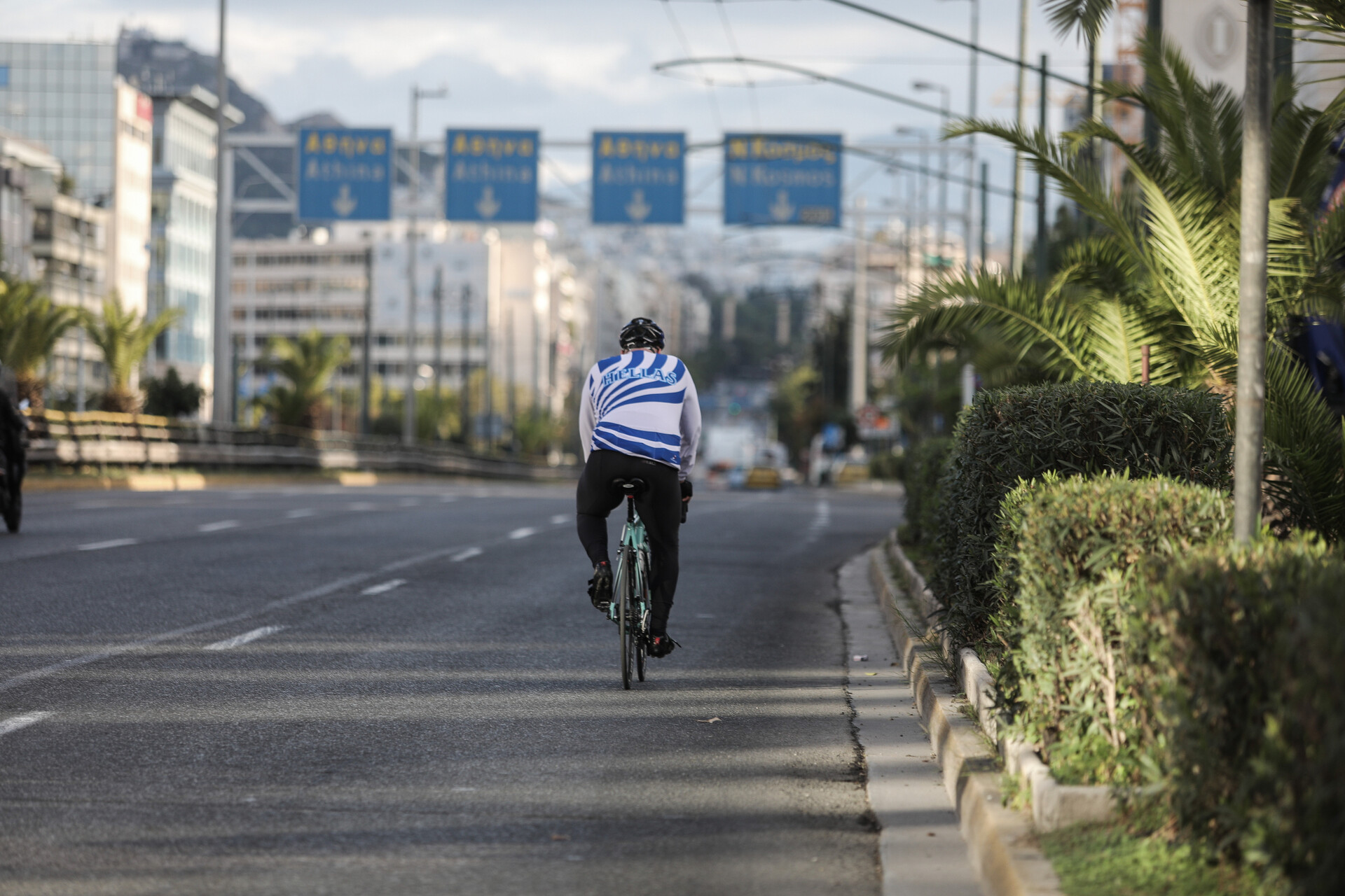 Έκτακτη σύσκεψη των ειδικών - Πληροφορίες για ολικό lockdown δύο εβδομάδων στην Αττική | LiFO
