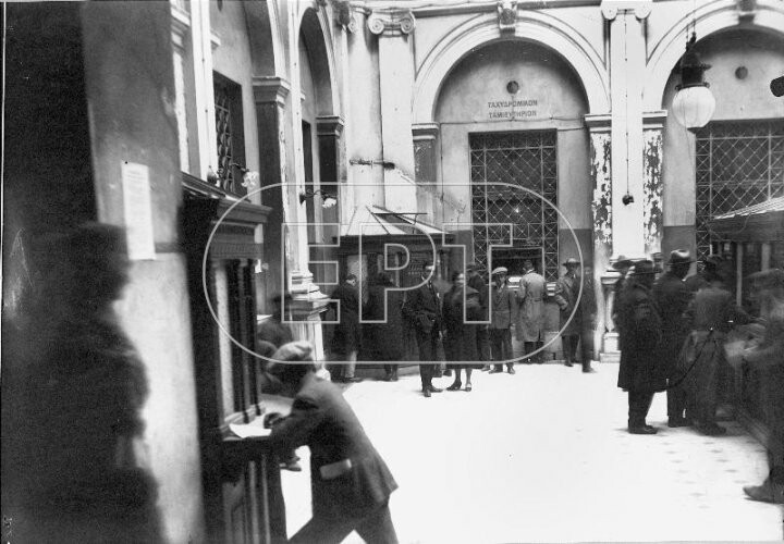 Η Αθήνα Μέσα Στο Χρόνο | LiFO