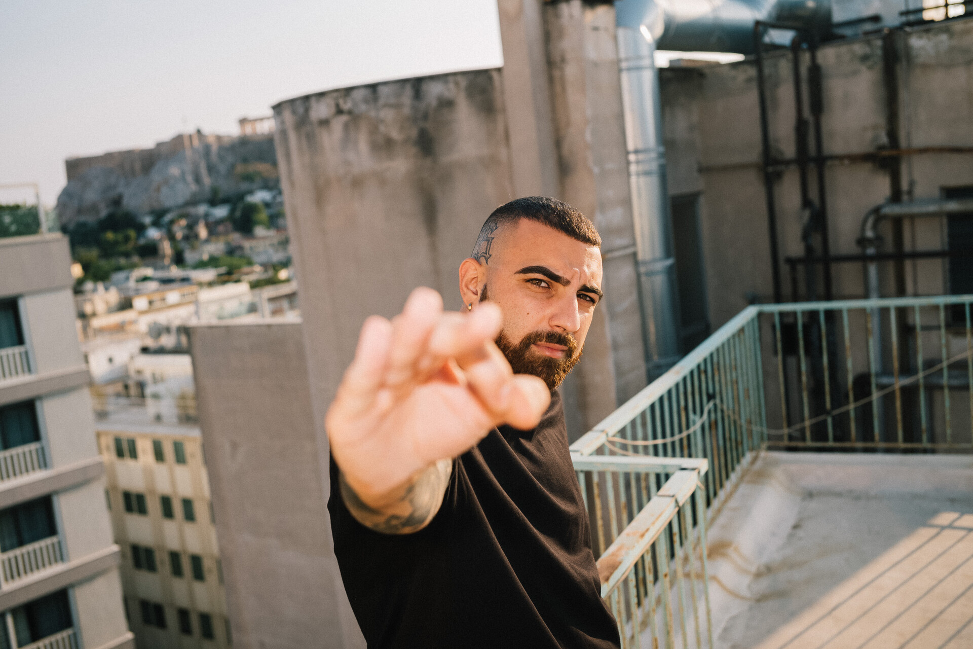 Dirty Harry: «Αφού δεν έχω beef τι να κάνω το πιστόλι;» | LiFO