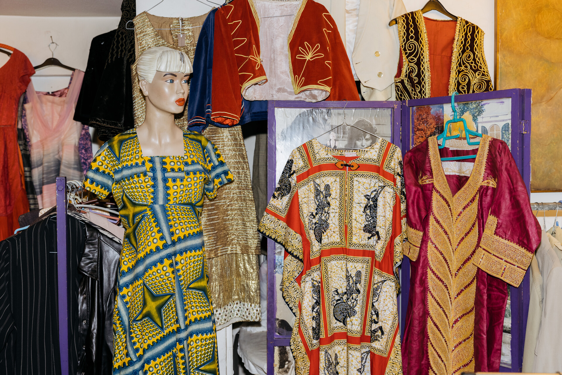 Troc: Μέσα στο πρώτο βιντατζάδικο της Αθήνας | LiFO