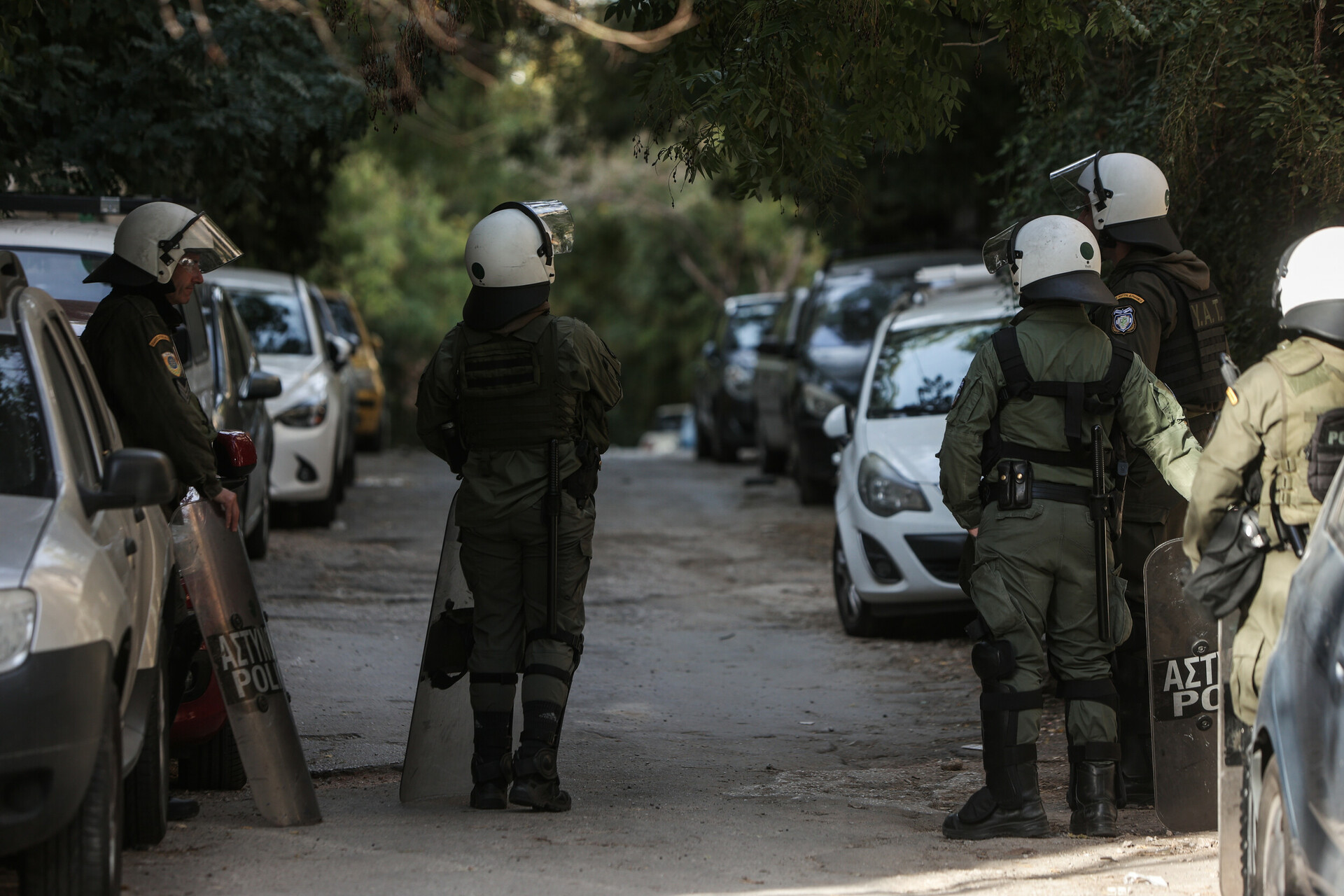 Αστυνομική επιχείρηση στα Προσφυγικά της Λ. Αλεξάνδρας - Συνελήφθη ...