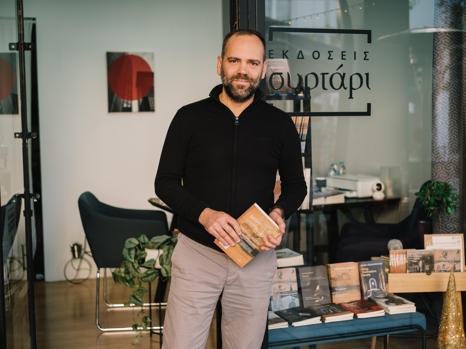 «Συρτάρι»: Ένας νέος εκδοτικός οίκος κοσμεί το Θησείο | LiFO