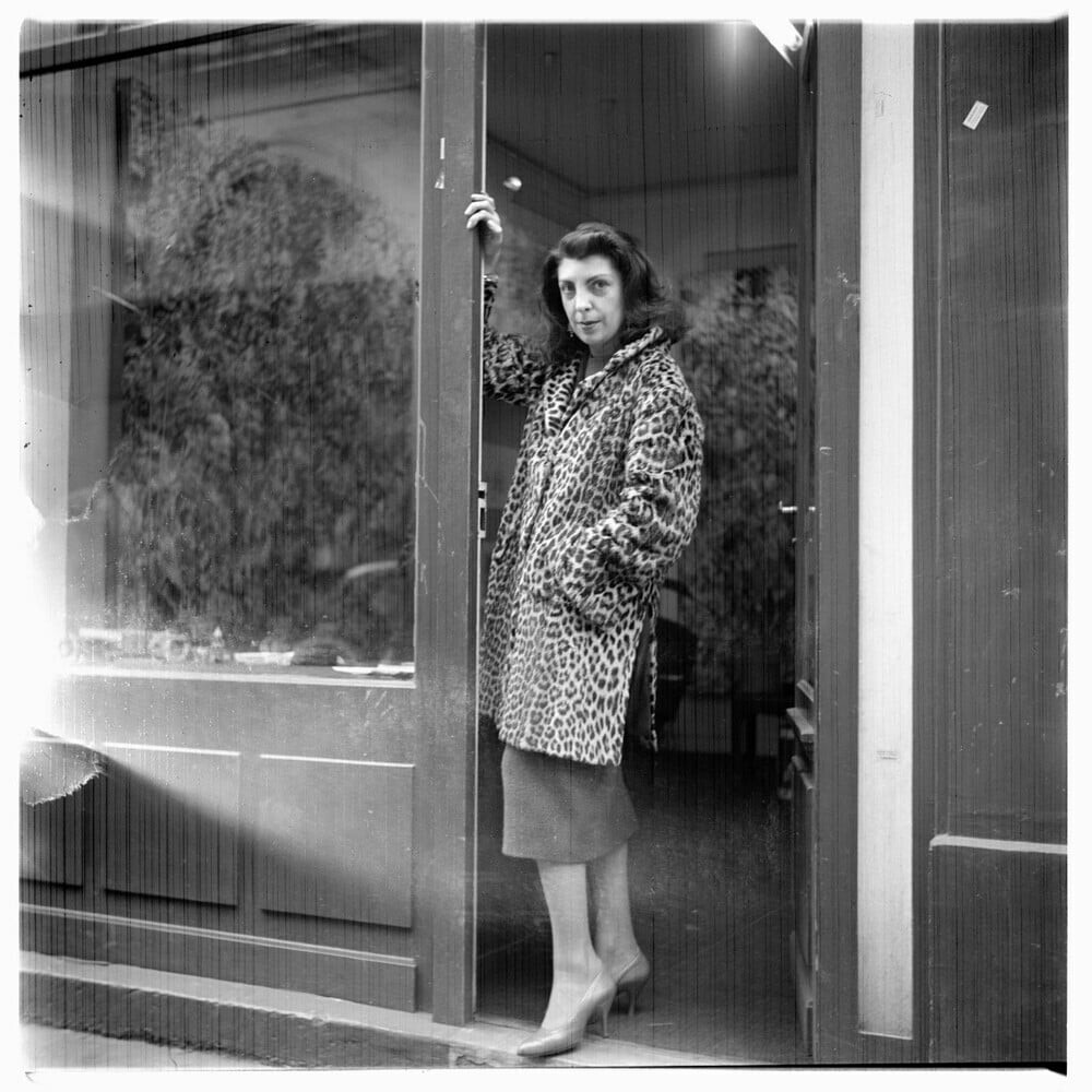 Iris Clert: Μια θρυλική Ελληνίδα γκαλερίστα στο Παρίσι | LiFO