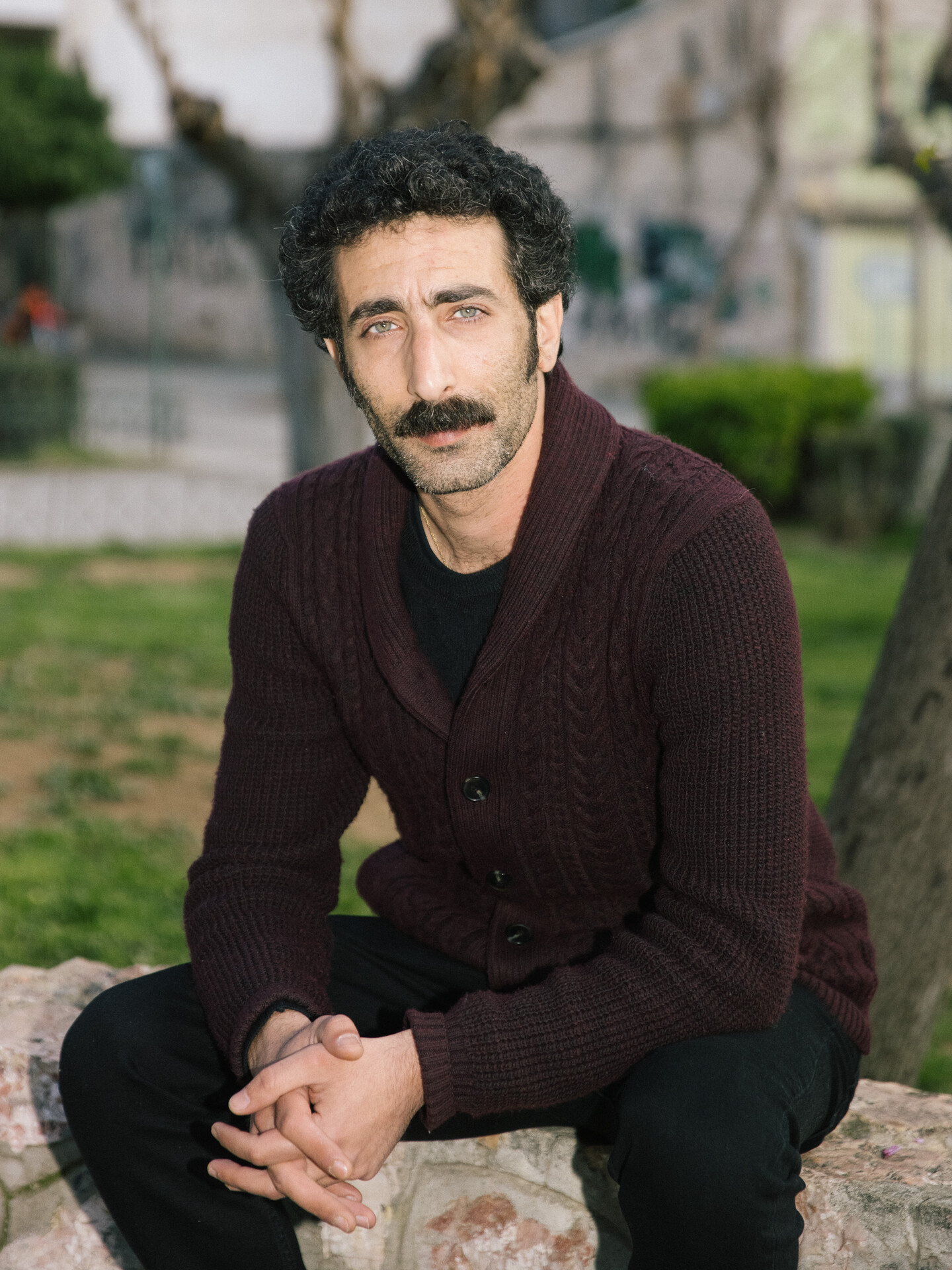 Γιάννης Διονυσίου: «Ο Νταλγκάς κι ο Καζαντζίδης με στοιχειώνουν» | LiFO