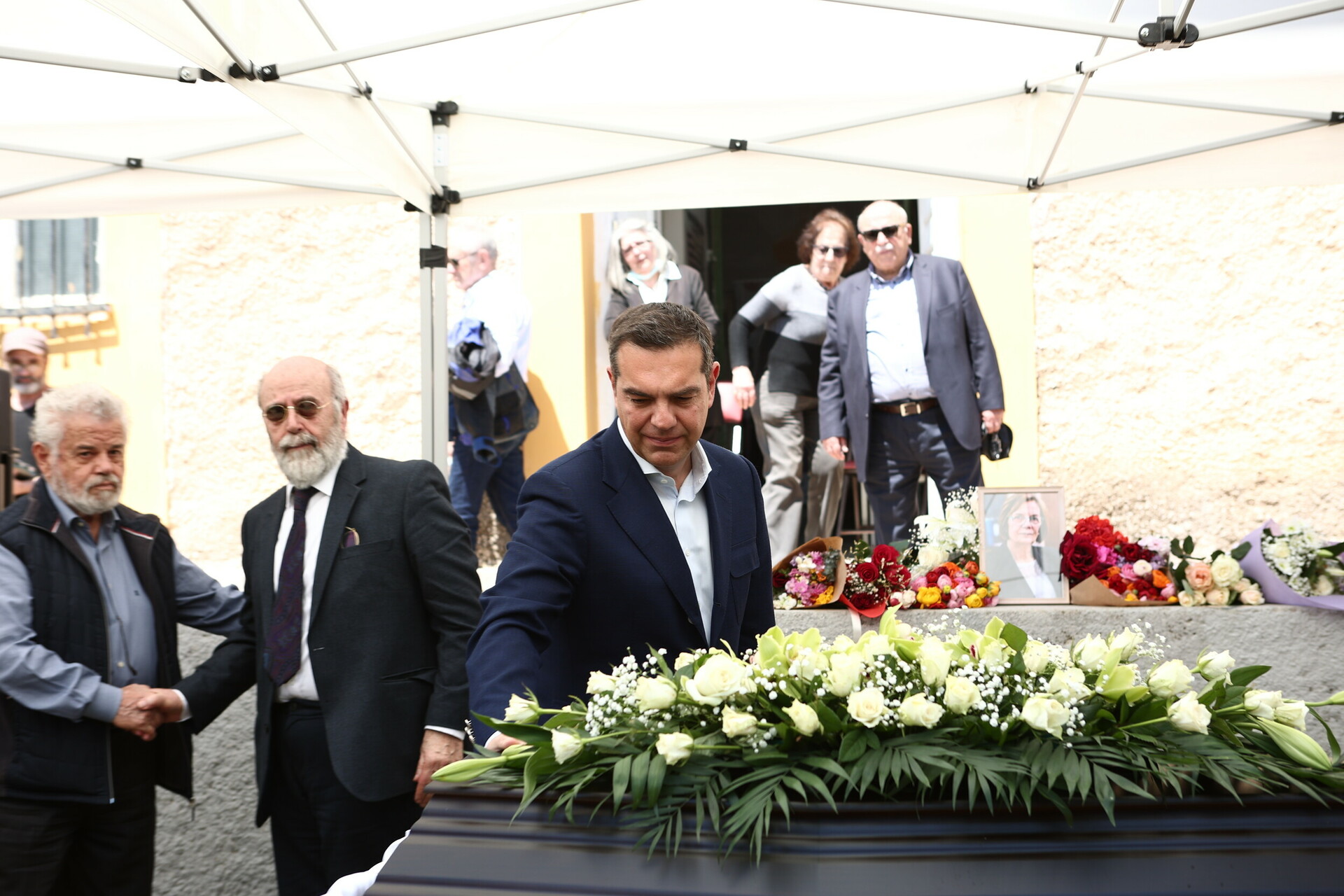Μυρσίνη Ζορμπά: Τελέστηκε η πολιτική κηδεία – Ποιοι έδωσαν το «παρών ...