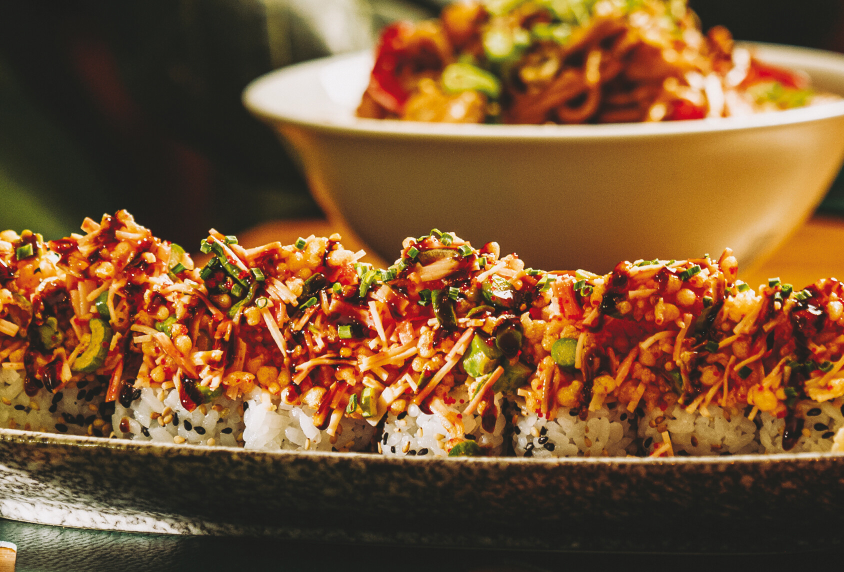 Ten Modern Asian: Ασιατικό comfort σκηνικό στη μαρίνα Ζέας | LiFO