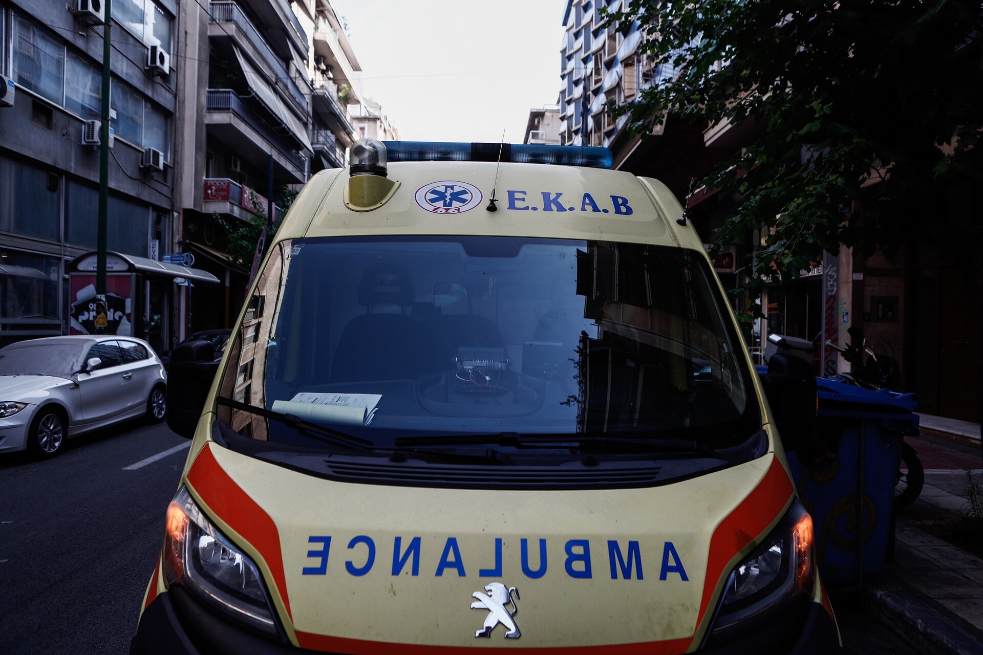 Πάτρα: 49χρονος πέθανε τρώγοντας με την οικογένειά του σε παραλιακό ...