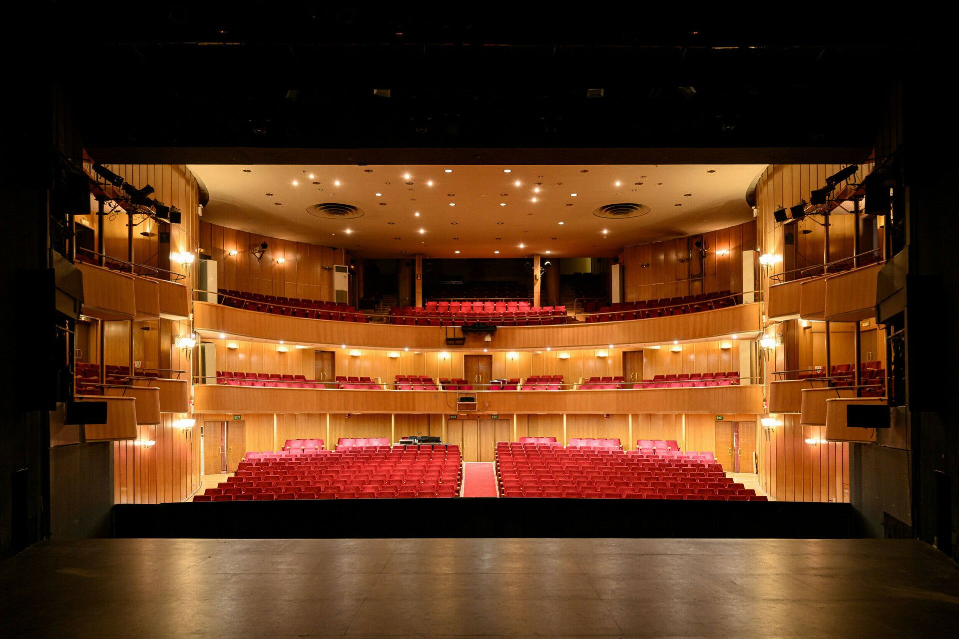 Θέατρο Ολύμπια: Ξεκίνησε η προπώληση εισιτηρίων για τη νέα σεζόν | LiFO