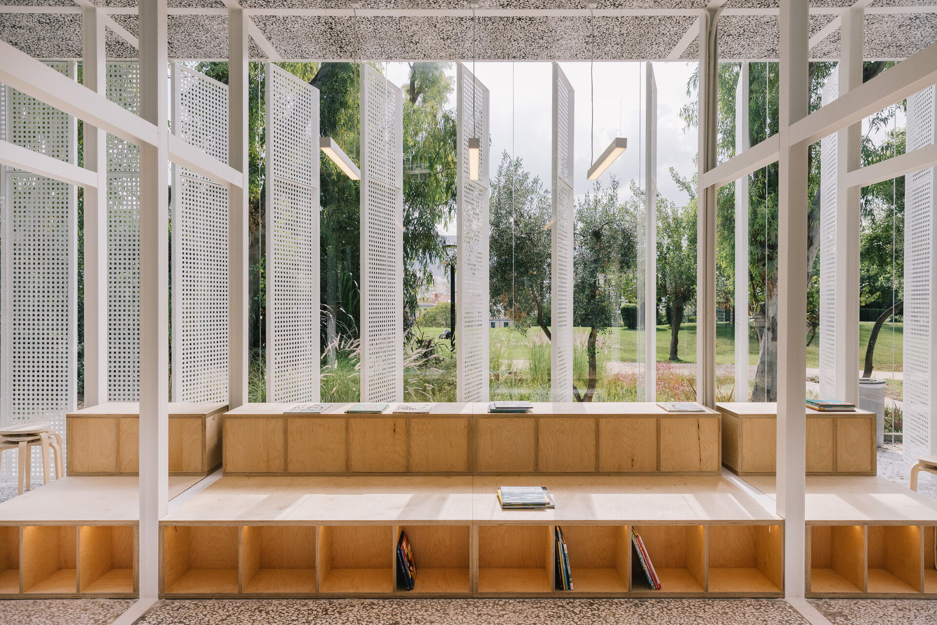 Athens Book Space: Μια αναγνωστική όαση στο Πάρκο Ελευθερίας | LiFO