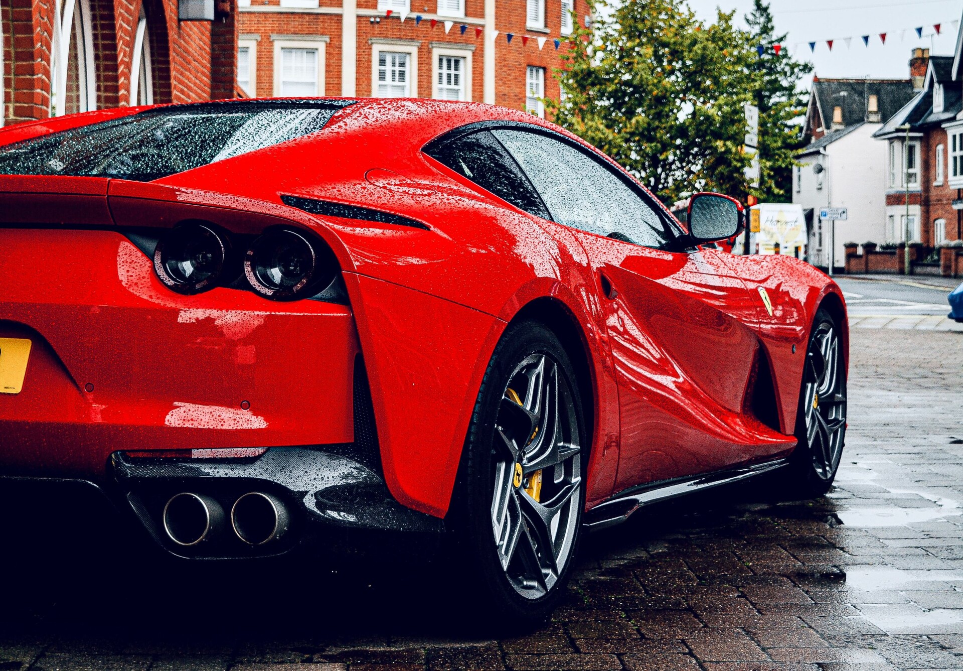 Η Ferrari αρχίζει να δέχεται πληρωμές σε κρυπτονομίσματα | LiFO
