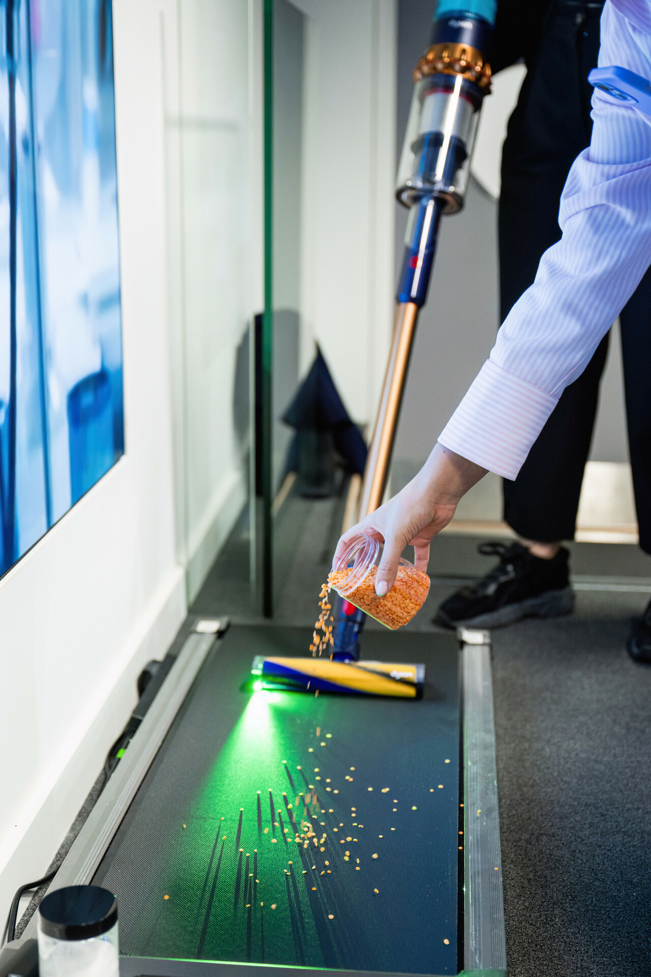 Στη Dyson, λύνουν προβλήματα που άλλοι αγνοούν- και το διαπιστώσαμε από ...