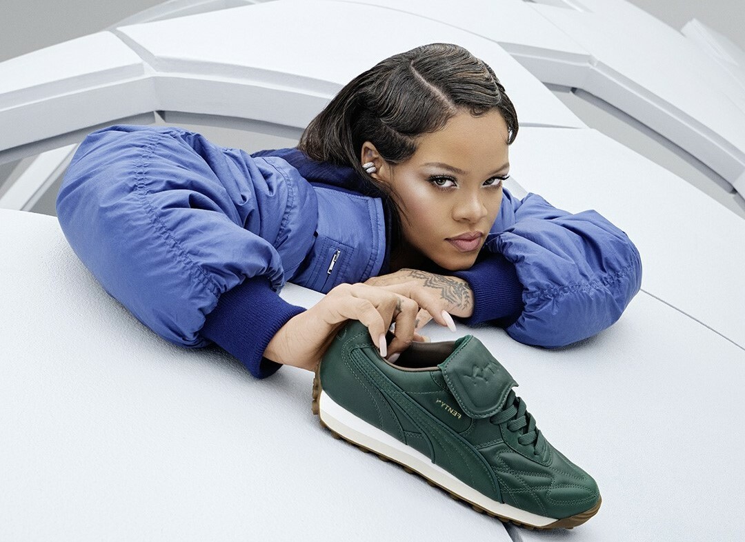 FENTY x PUMA Avanti: Η Rihanna παρουσιάζει δύο νέες χρωματικές ...