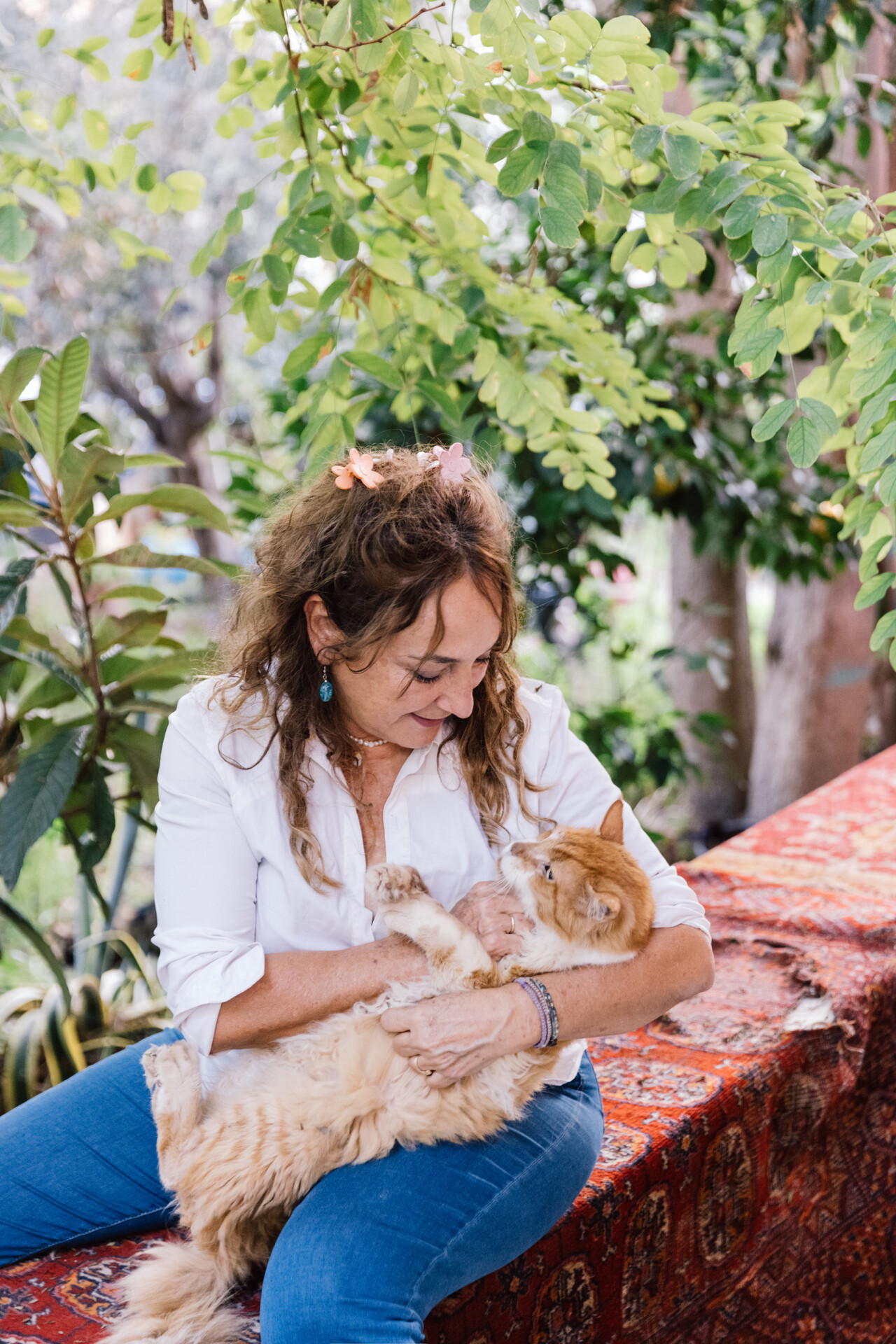 Πώς είναι να ζεις σε μια κουφάλα βελανιδιάς; | LiFO
