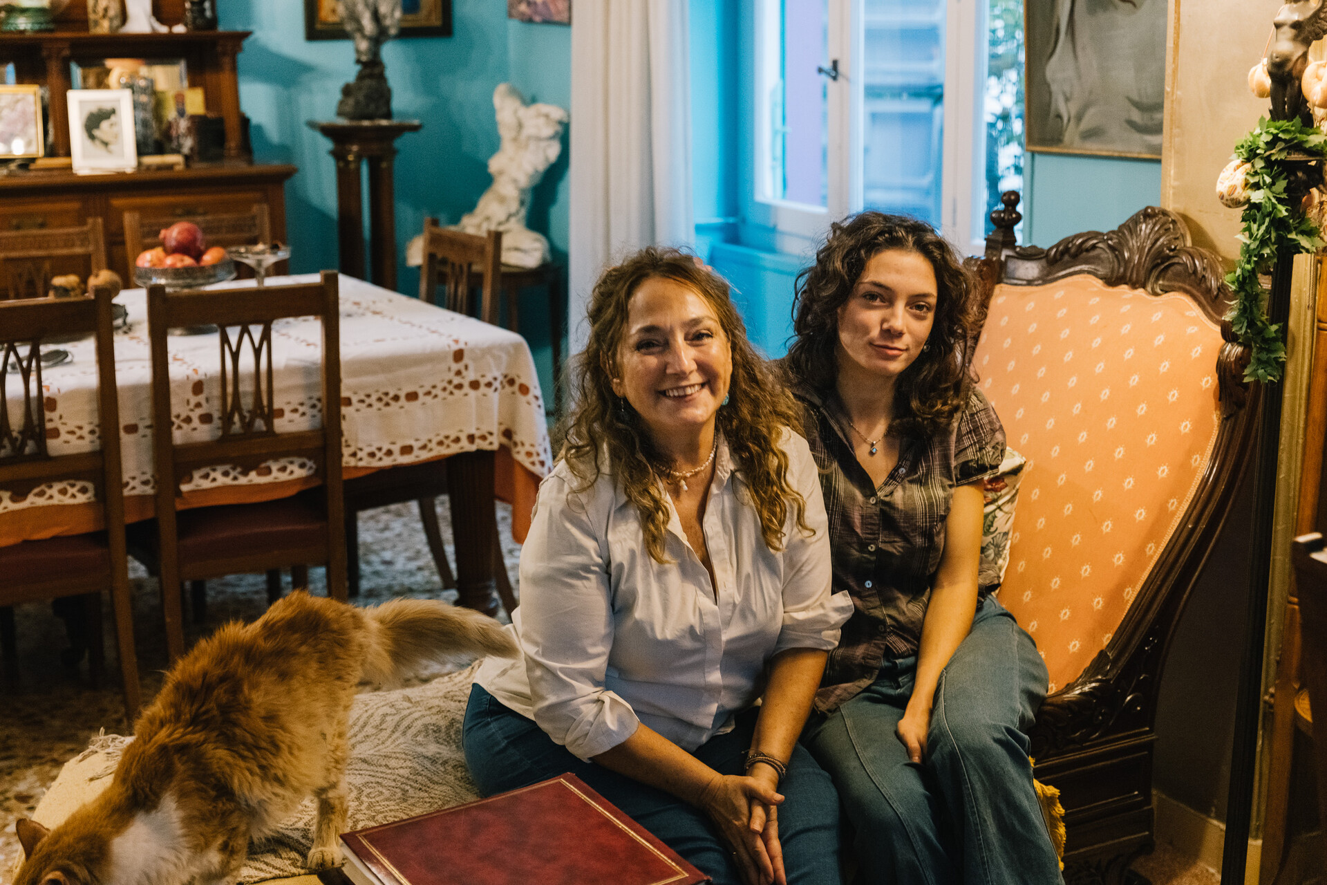 Πώς είναι να ζεις σε μια κουφάλα βελανιδιάς; | LiFO
