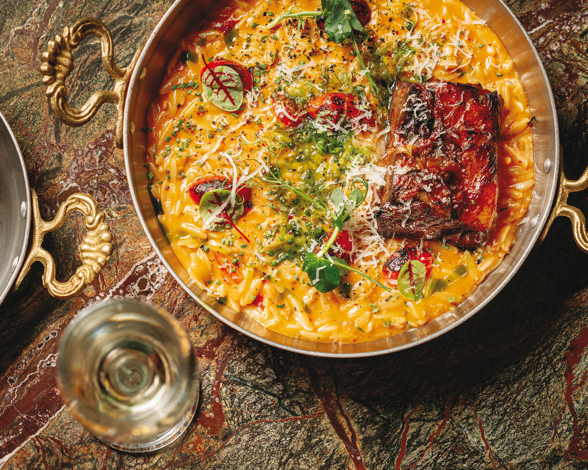 Snob Athens: Αφοσίωση, ταλέντο και δημιουργικότητα συνδυάζονται σε αυτό ...