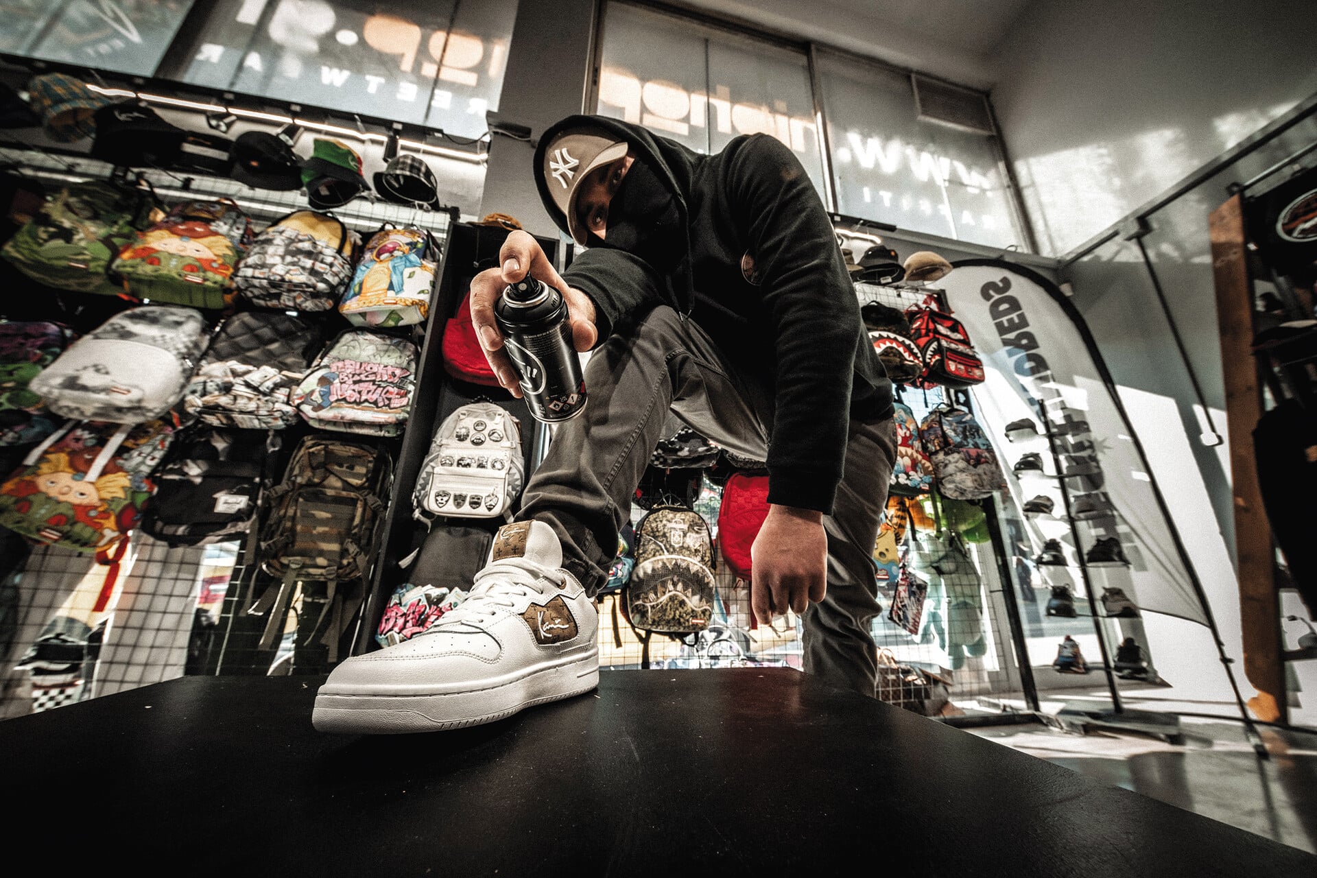 Hip Hop Shop: Δημιουργικότητα και φαντασία σε έναν χώρο που τιμά τη ...