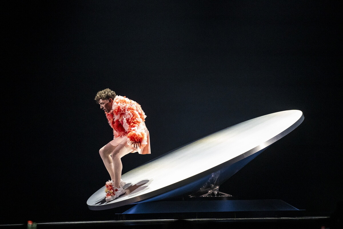 Nemo: Το non binary άτομο που εκπροσωπεί την Ελβετία μεγάλο φαβορί της ...