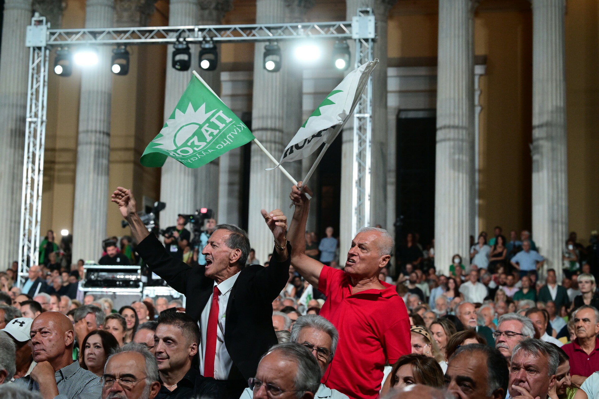 50 χρόνια ΠΑΣΟΚ: Ποια από τα πρόσωπα που συνυπέγραψαν την Ιδρυτική ...