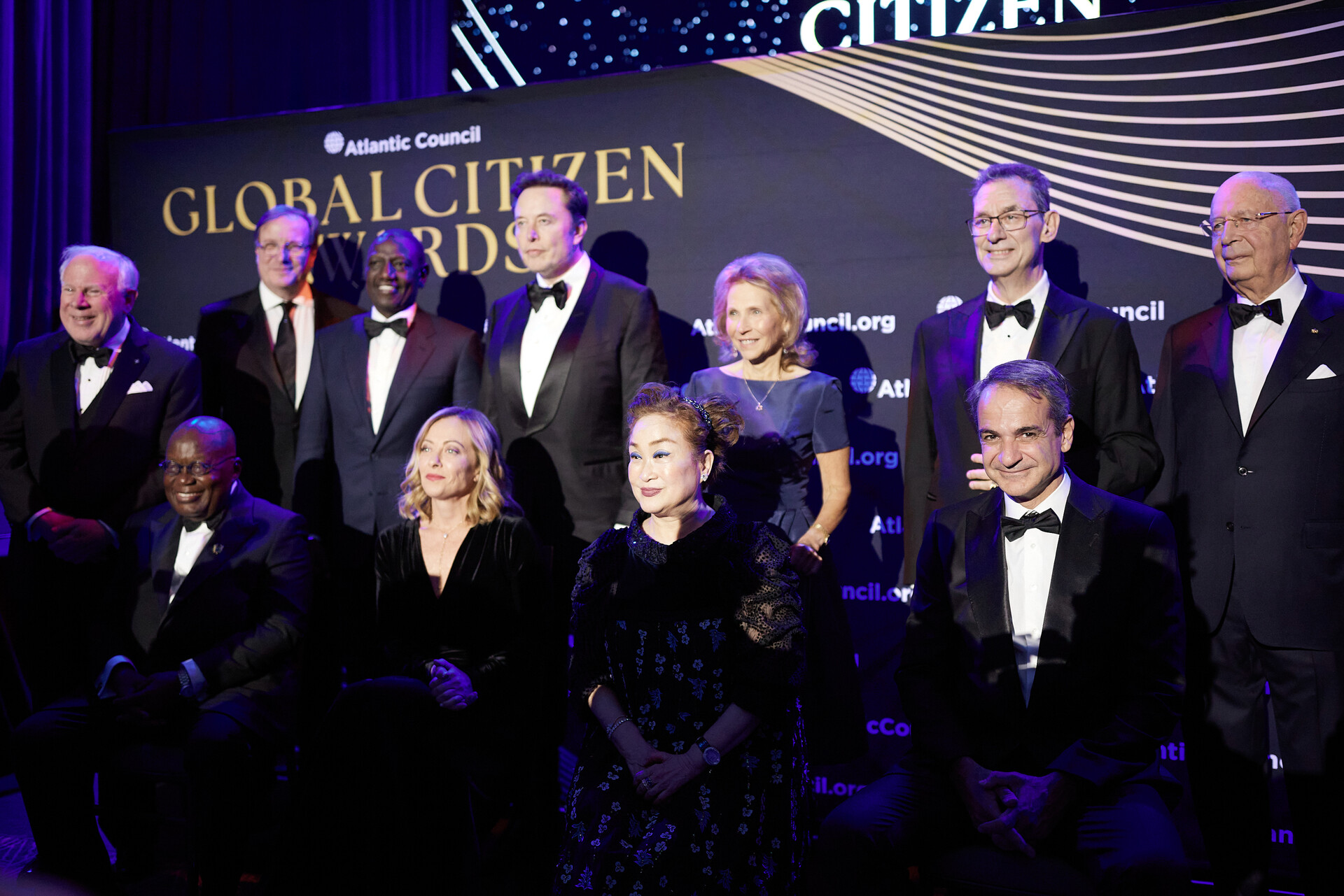 Global Citizen 2024: Μητσοτάκης, Μελόνι βραβεύτηκαν από Μπουρλά και ...