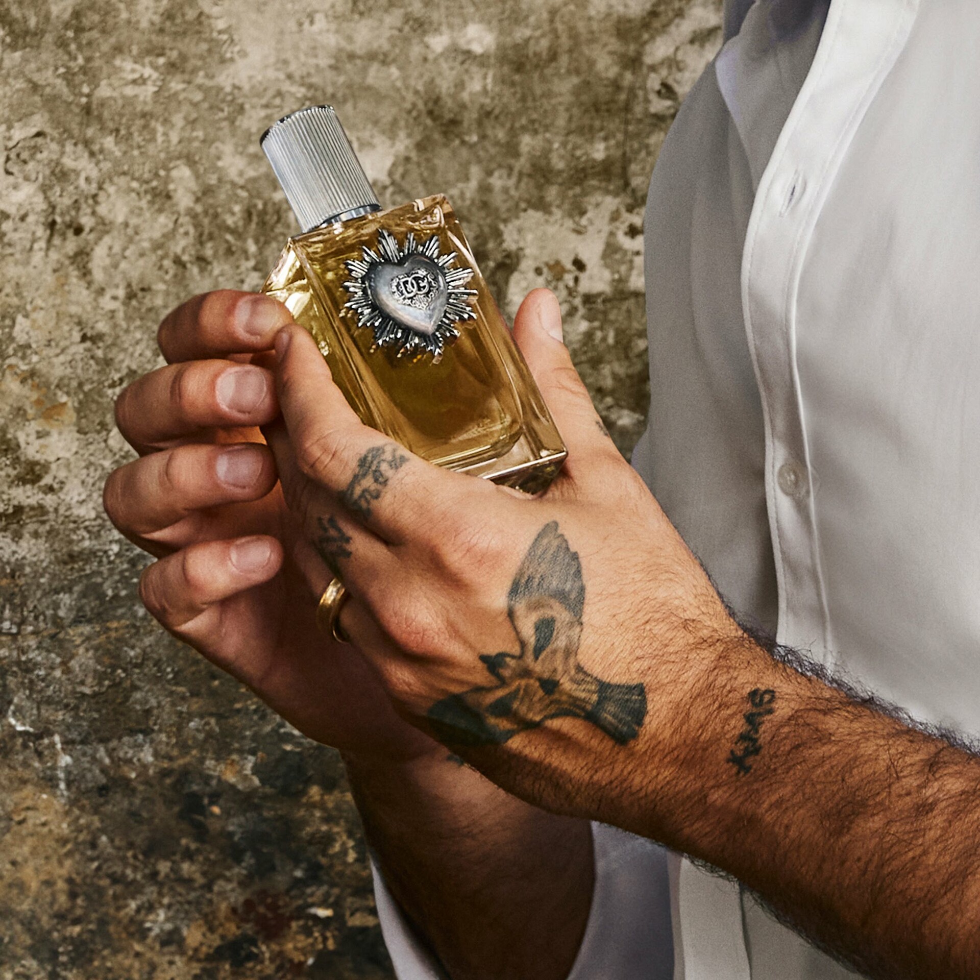 Devotion For Men: Το νέο ανδρικό άρωμα από τον οίκο Dolce&Gabbana | LiFO