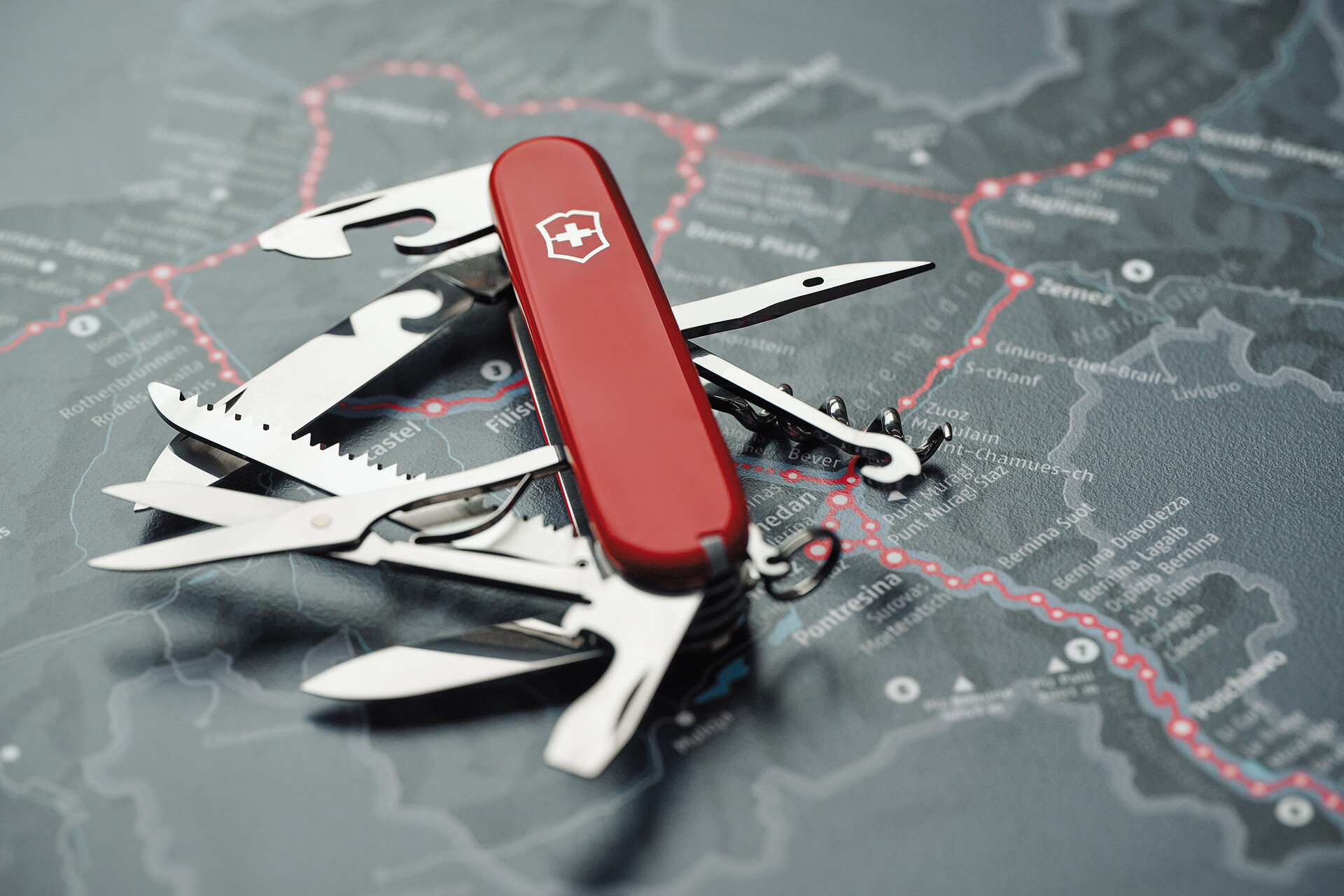VICTORINOX: Εργαλεία που γίνονται οι αθόρυβοι σύμμαχοι της ...